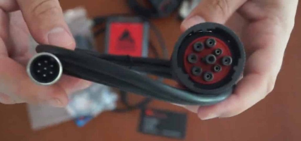 AGCO DIAGNOSTIC KIT - EPC CABLE